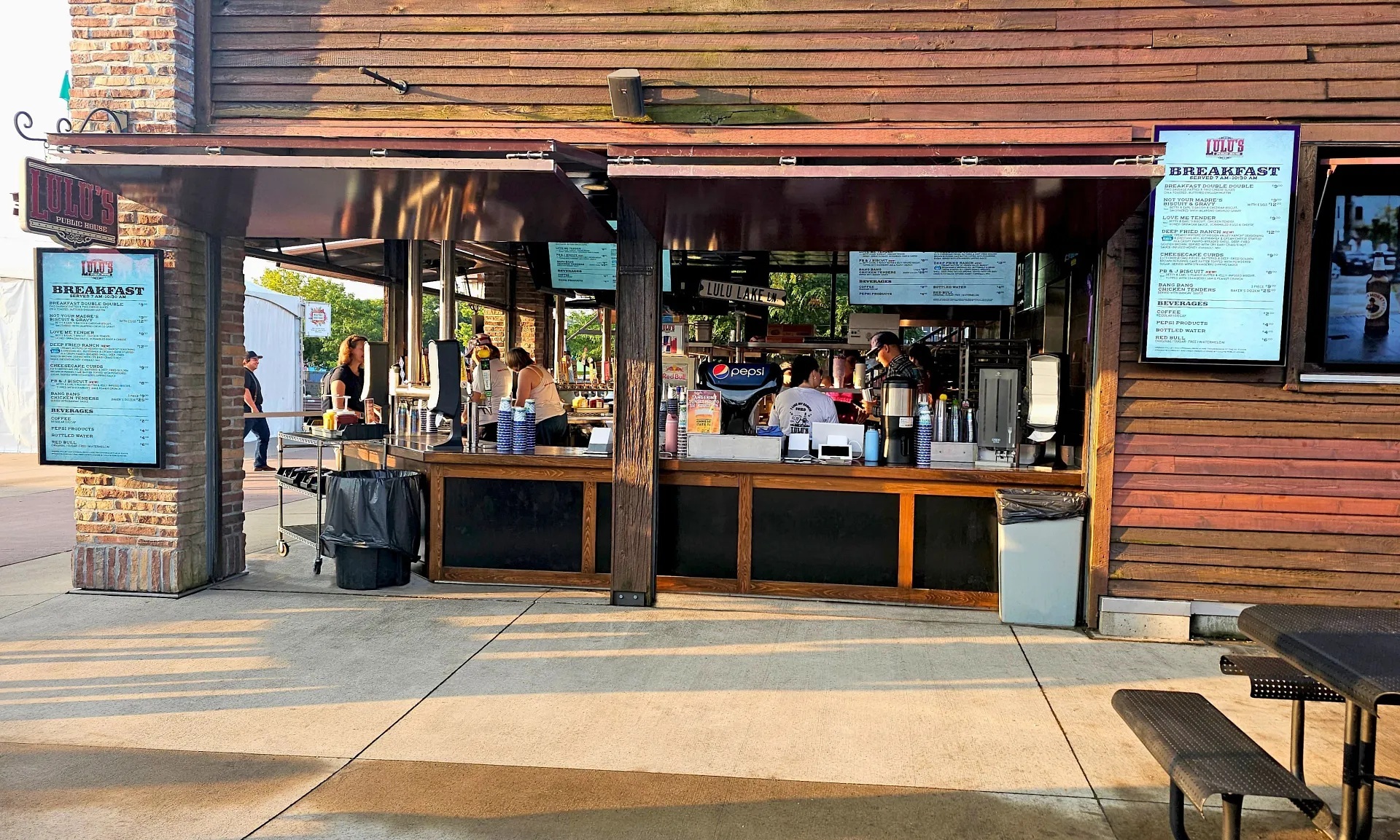 Sixteen:Nine | All Digital Signage, Some Snark